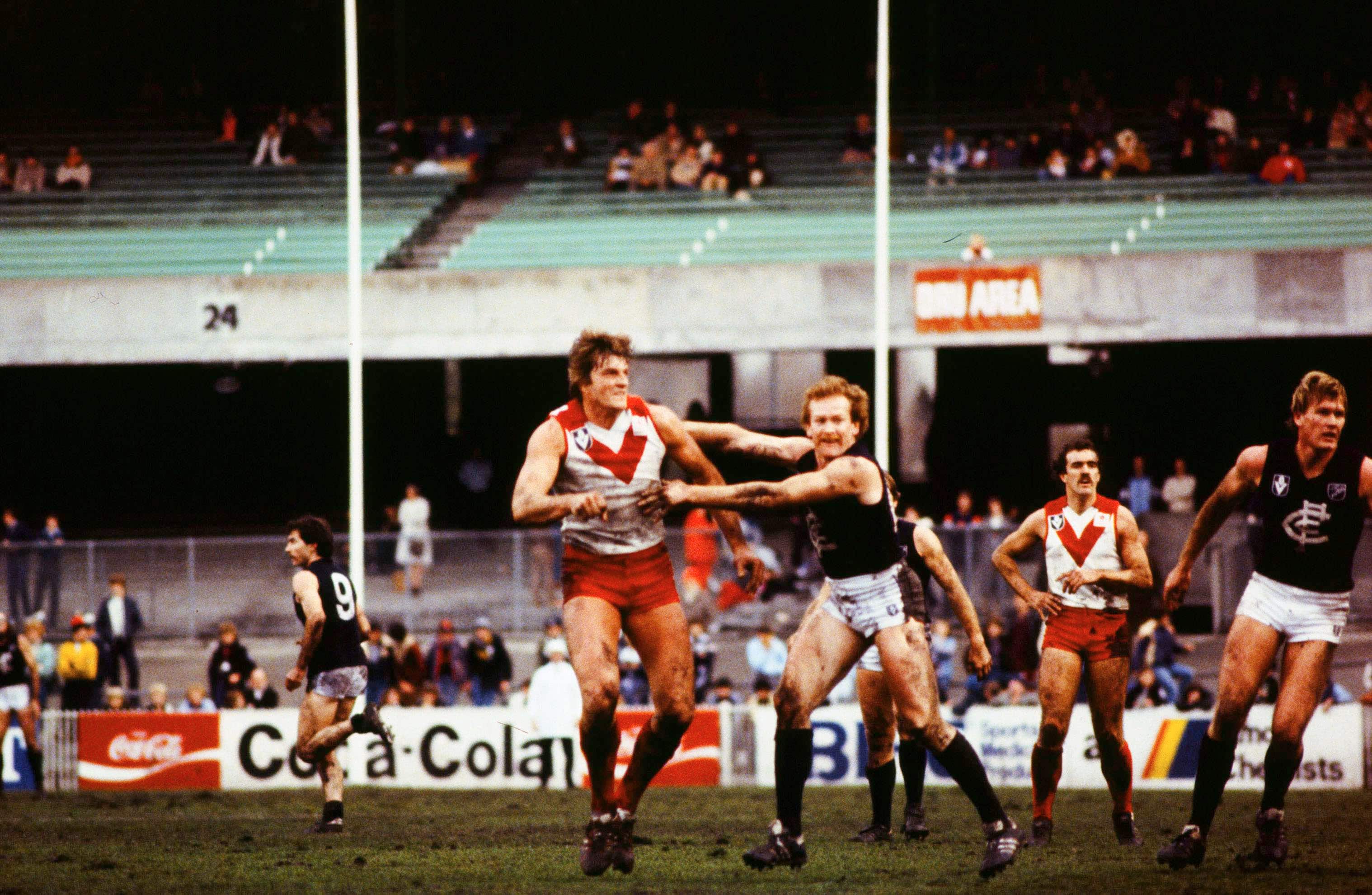Hall of Fame: Barry Round