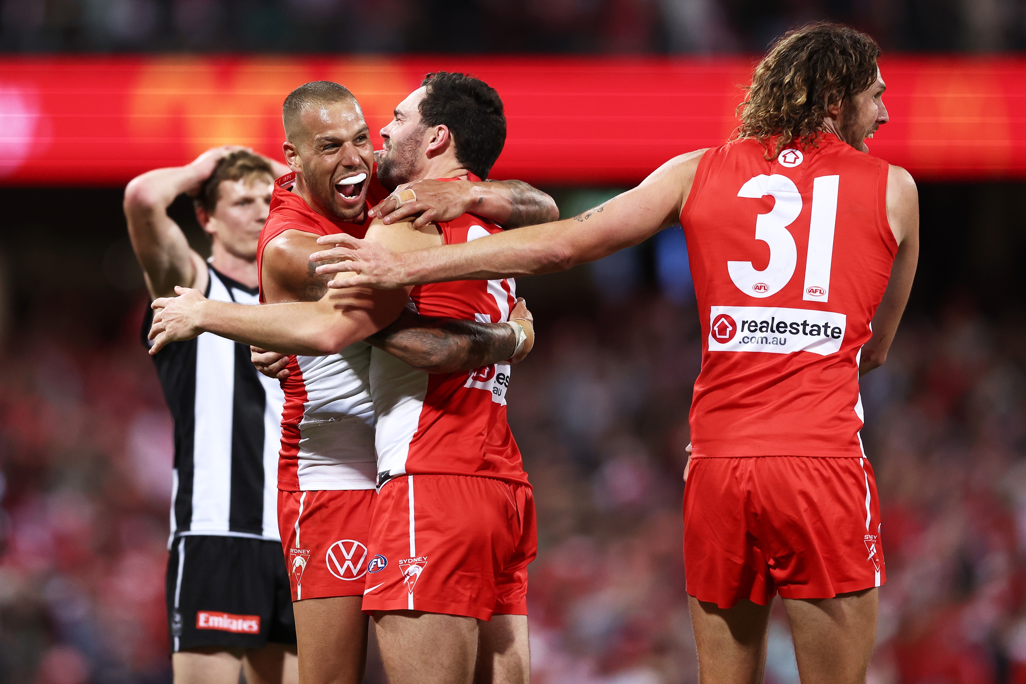 Swans book spot in Grand Final