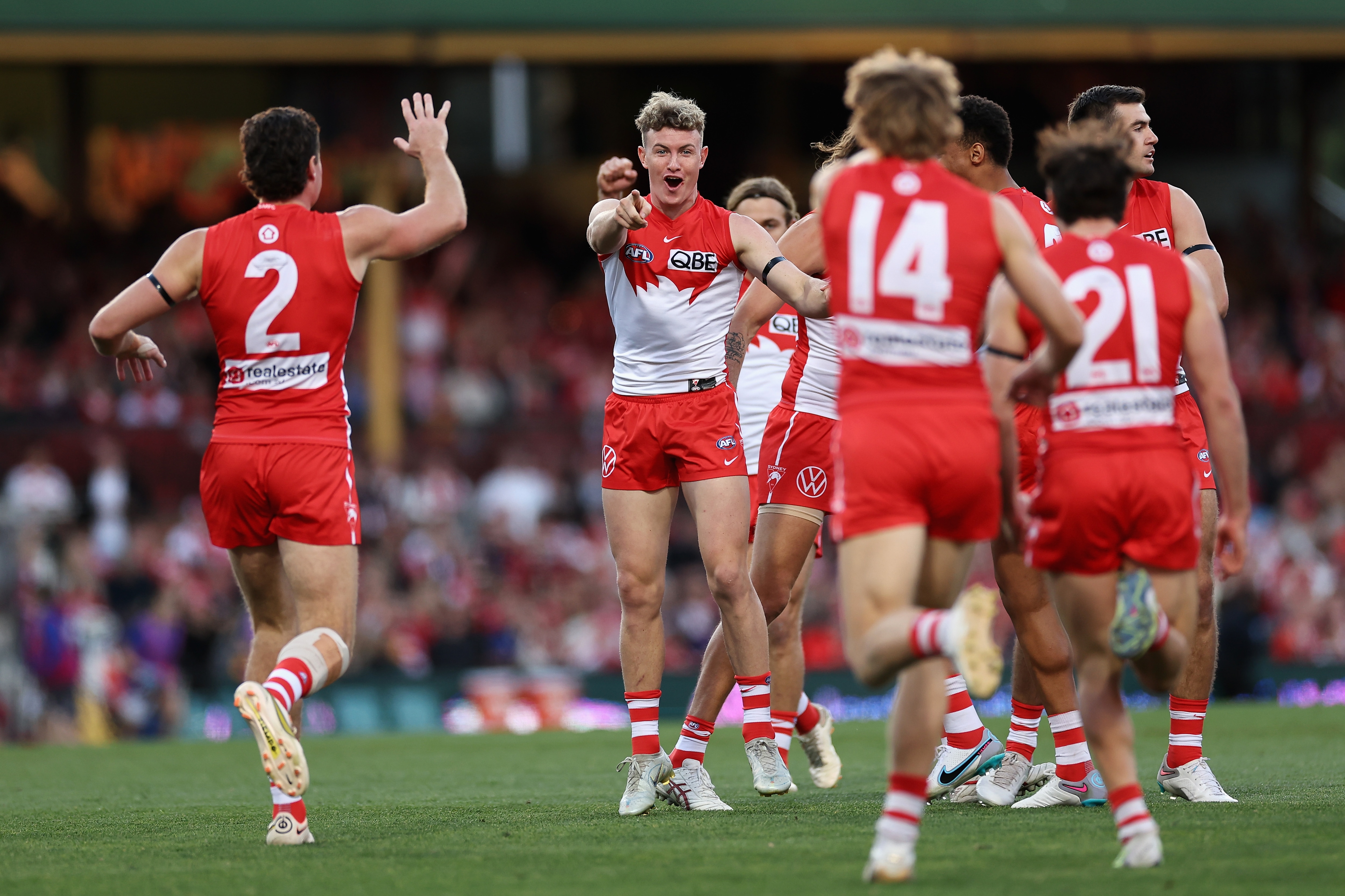 Swans Tipping Experts: Round 16