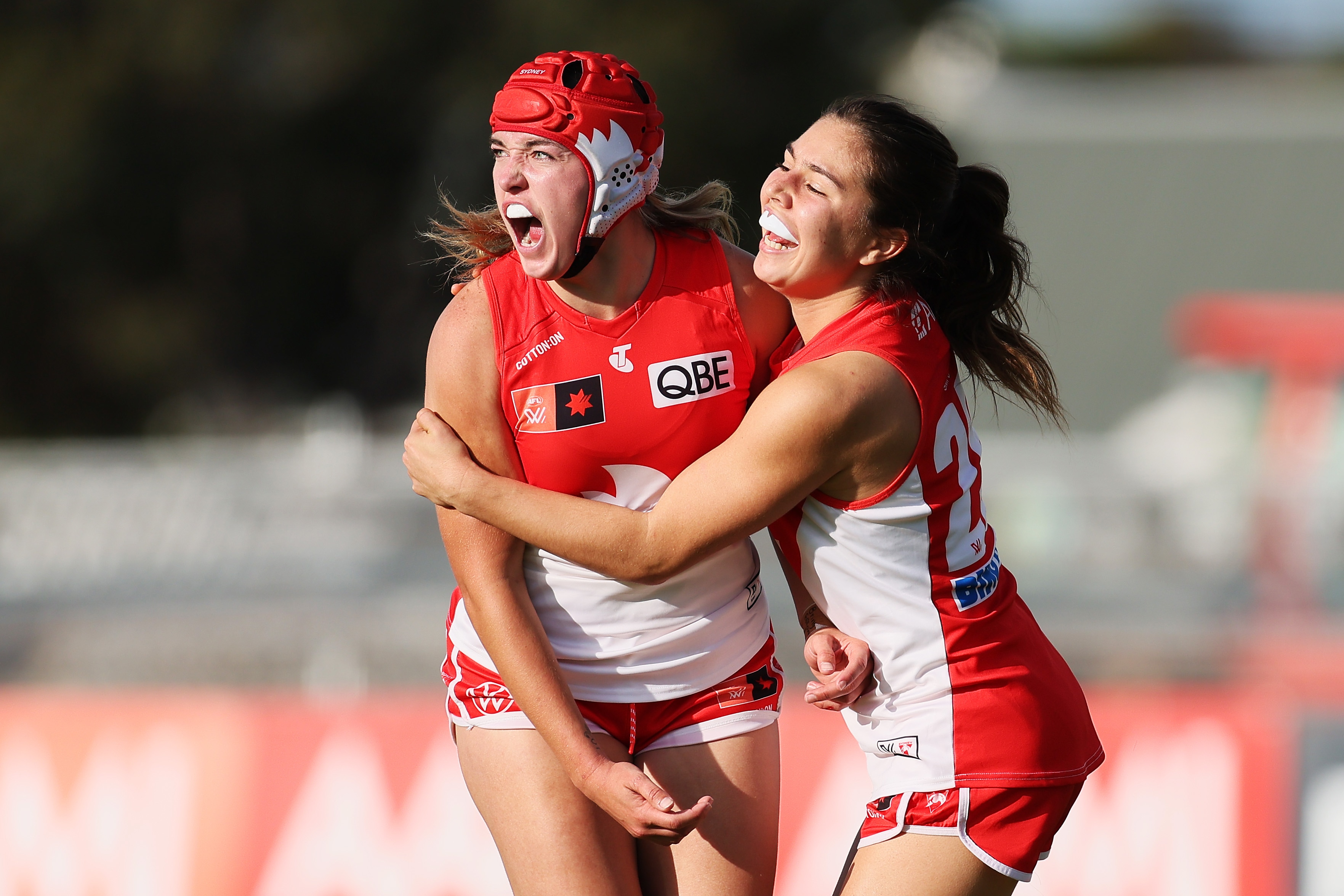 Swans outlast Port in fiery clash
