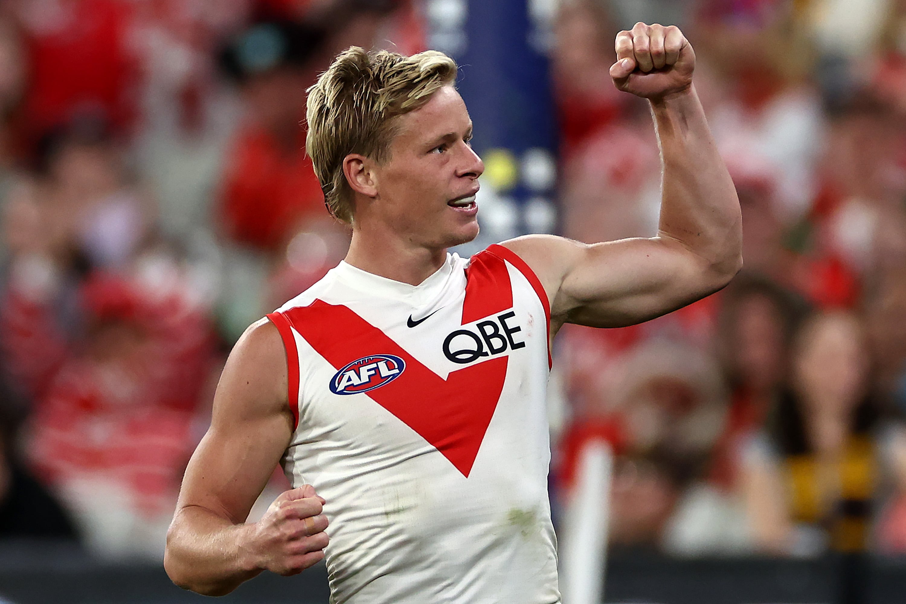 Swans dominate coaches' votes, Heeney joins elite company