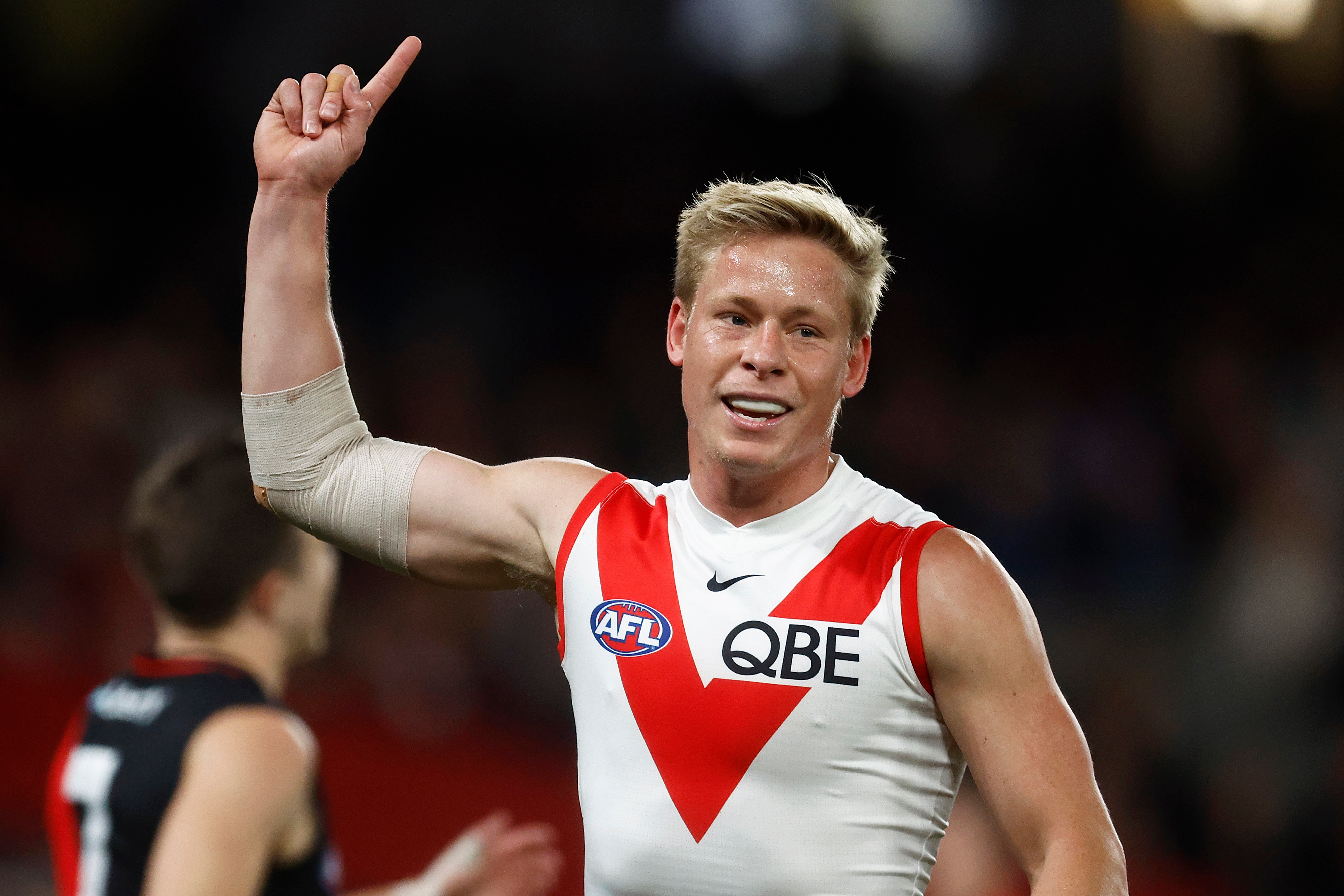 Heeney wraps up Carey-Bunton medal