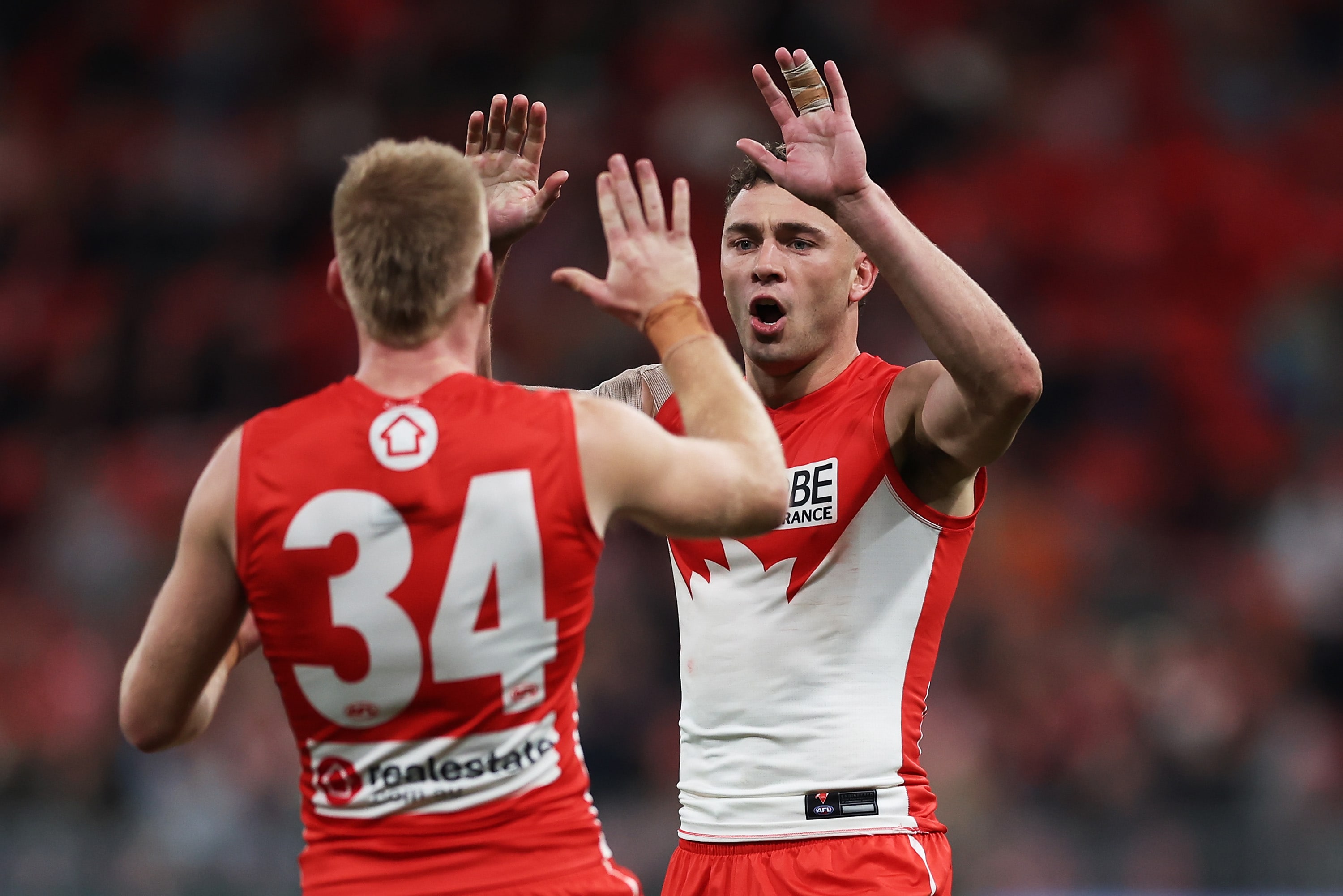 Expert Tipping: Just four rounds remain