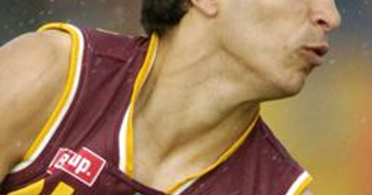 Dennis-Lane named in final team to tackle Tigers