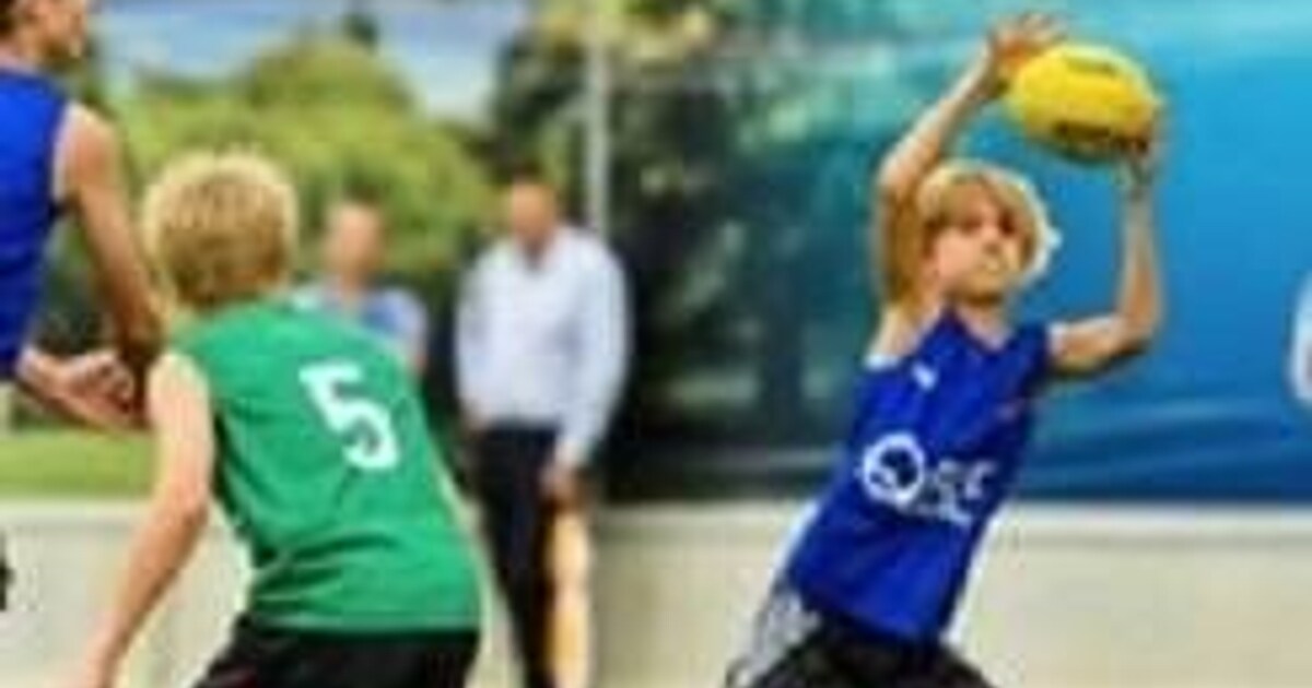 Manly junior shows size is no big deal