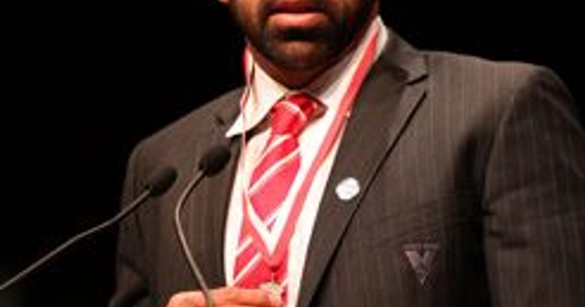 Adam Goodes wins Bob Skilton Medal