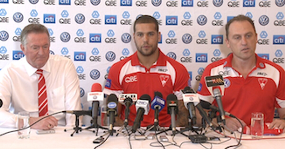 2013 Moments That Mattered – Buddy a Swan