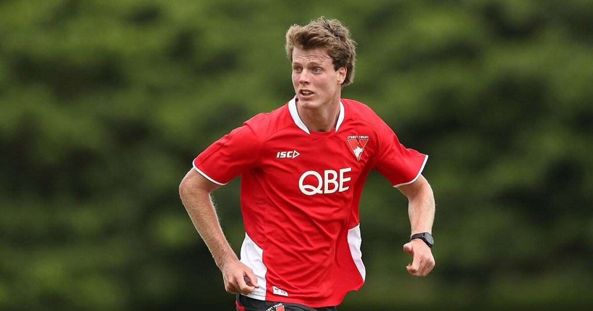 Academy: True mates Blakey, Wicks kicking goals together