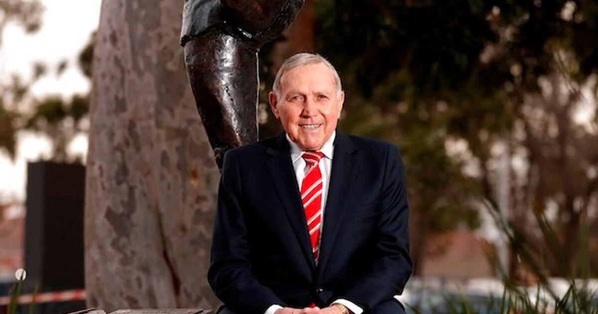 Bob Skilton stands proud at Lakeside Stadium