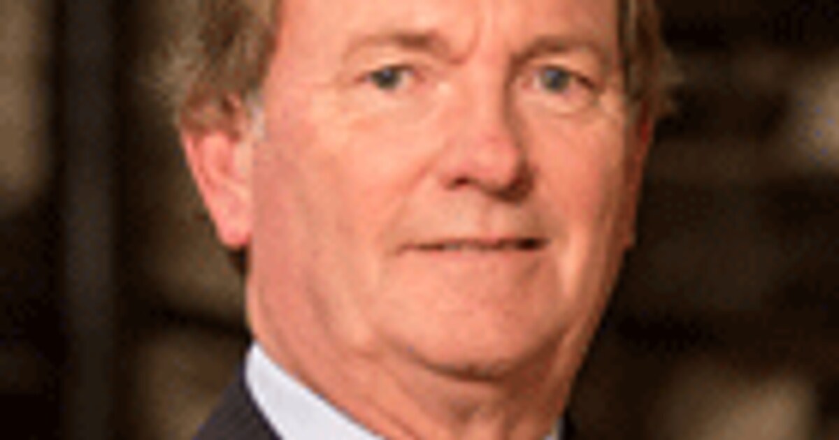 Swans congratulate Paramor