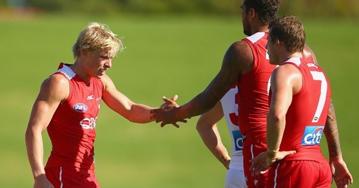 Heeney voted most promising youngster