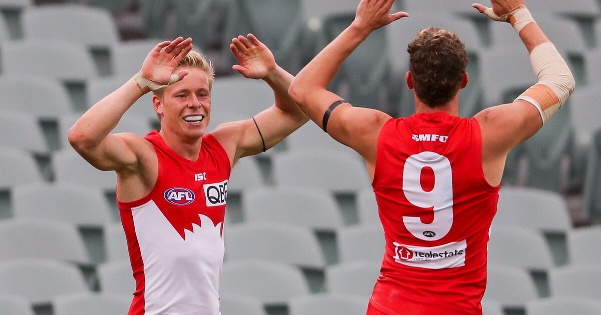 Heeney in control during isolation