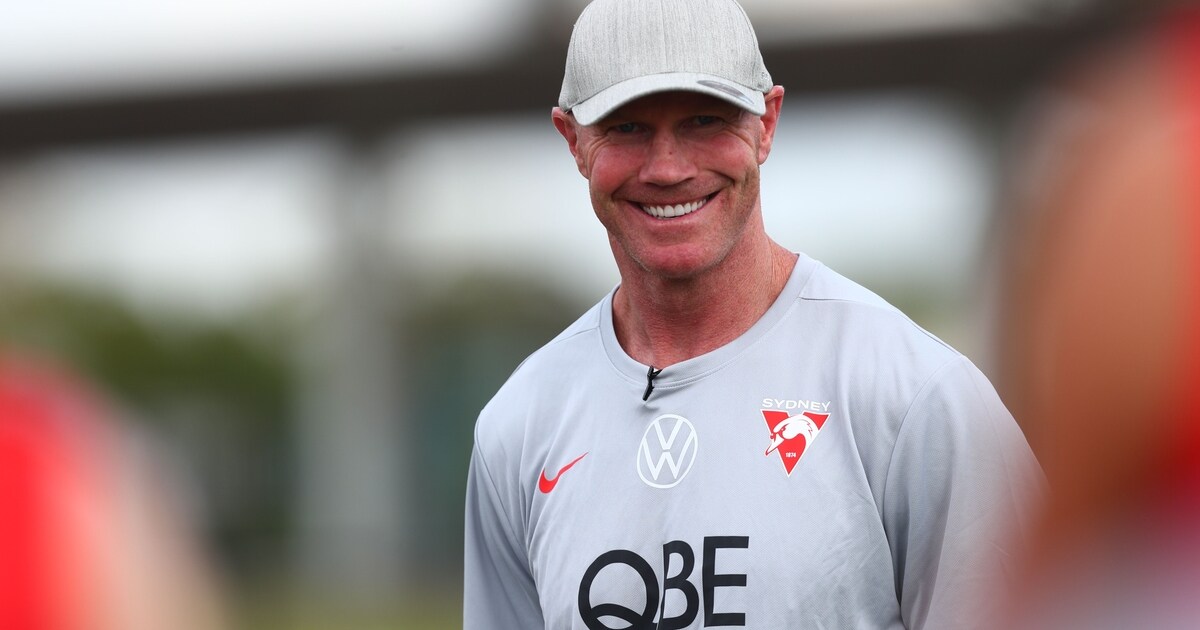 Gallery: Barry Hall attends Swans training