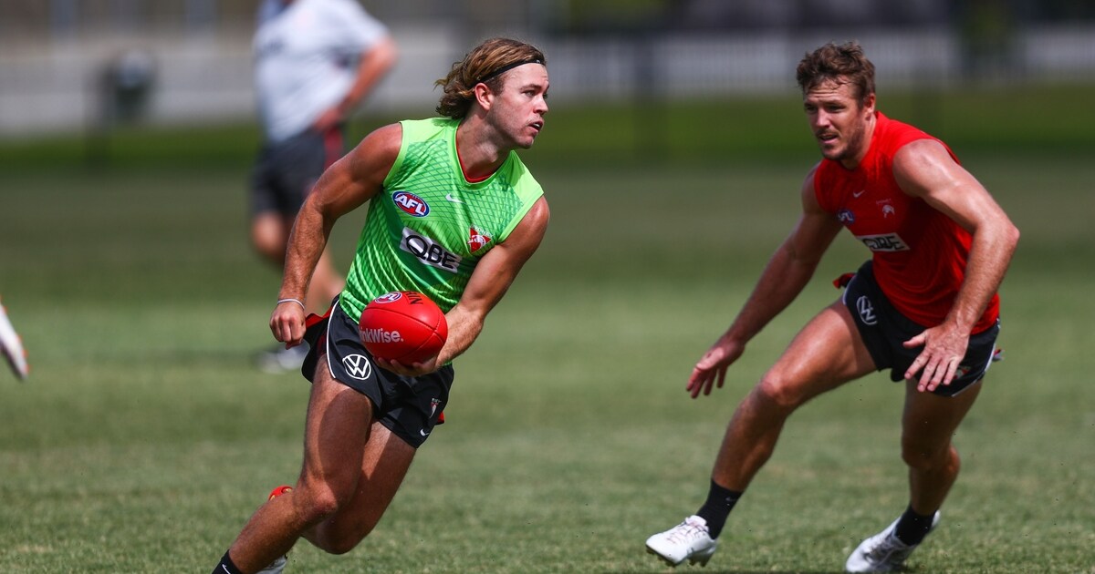 How Rowbottom is adding strings to his bow