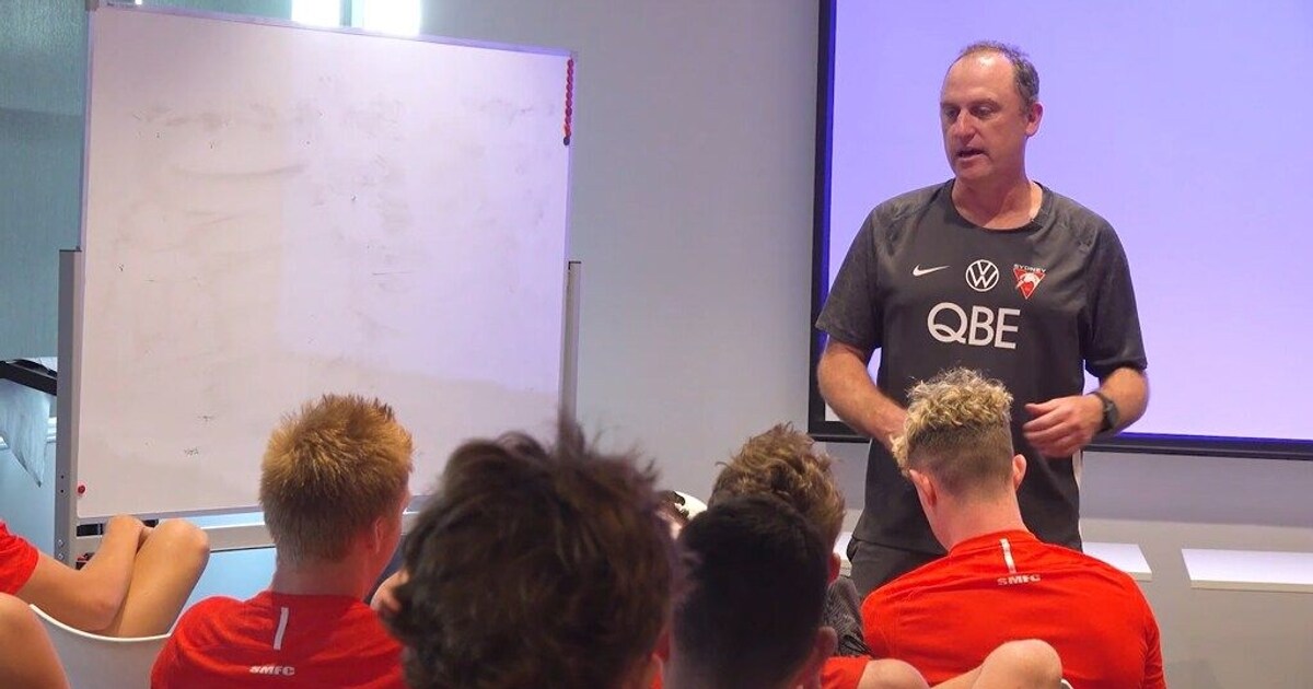 Matt Roberts Debut Announcement