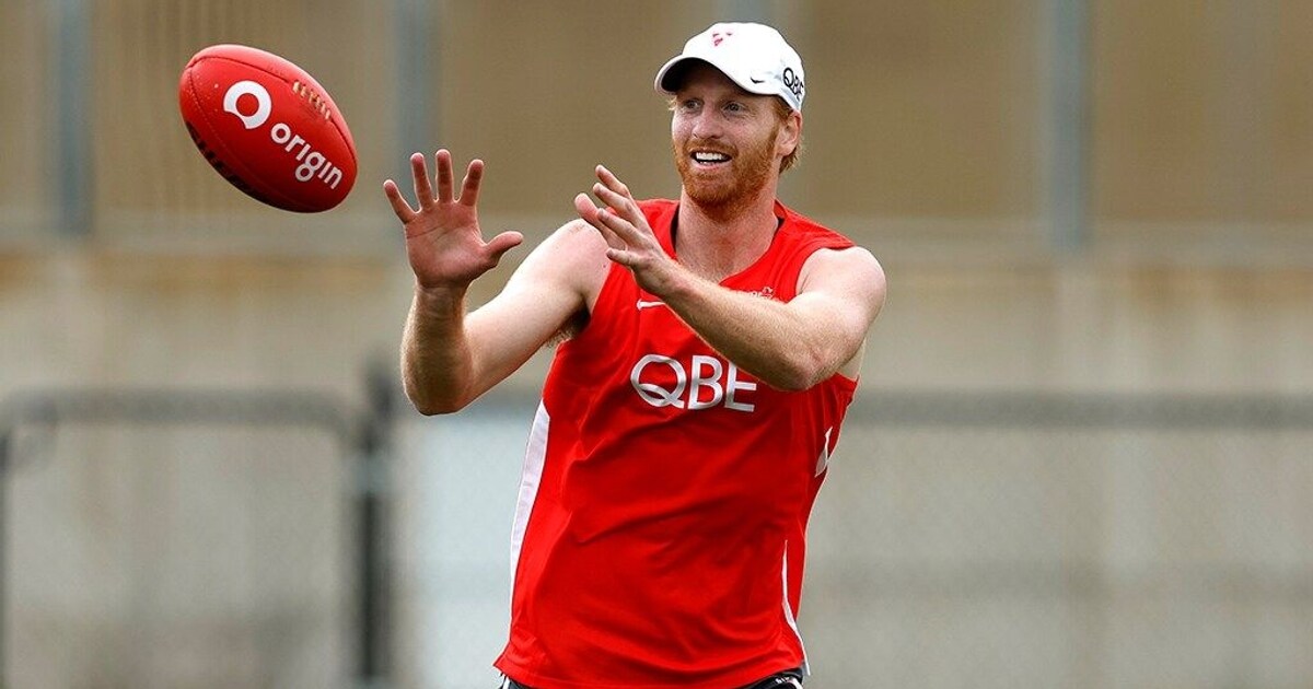 Aaron Francis' first week at the Sydney Swans
