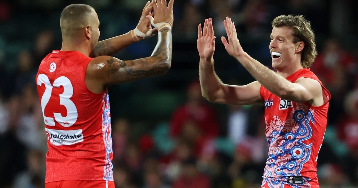 Five Swans recognised in coaches votes