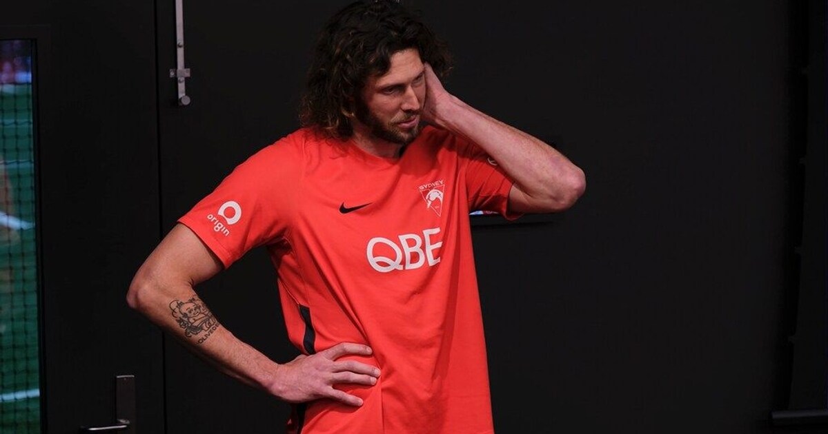 Tom Hickey retirement announcement