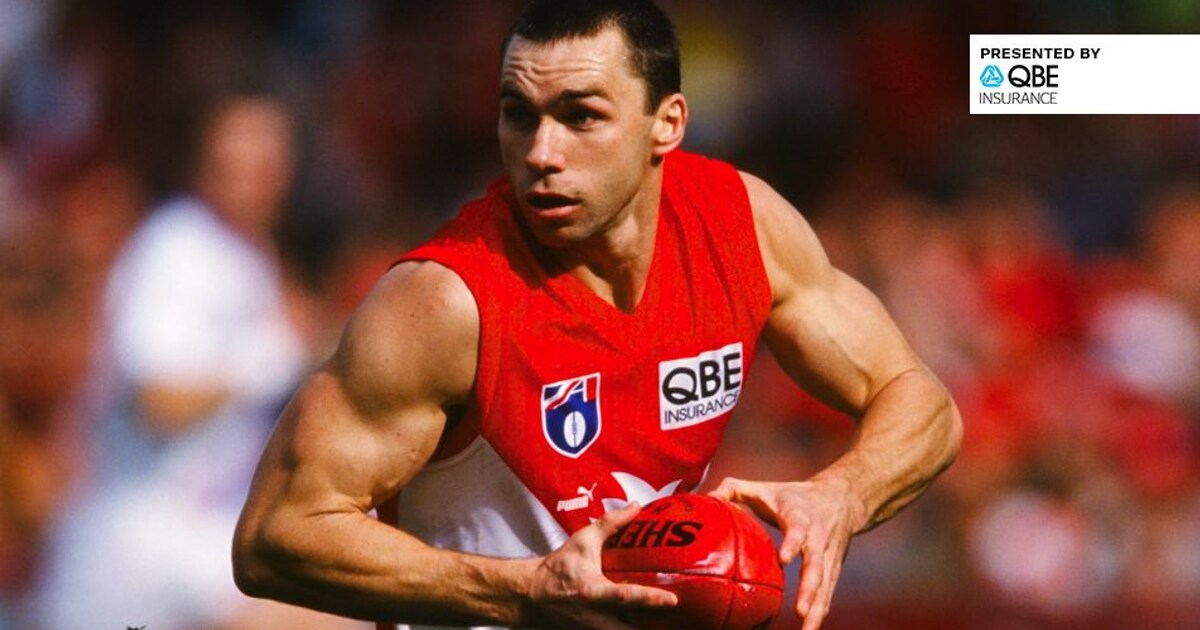 Hall of Fame Bio: Paul Kelly